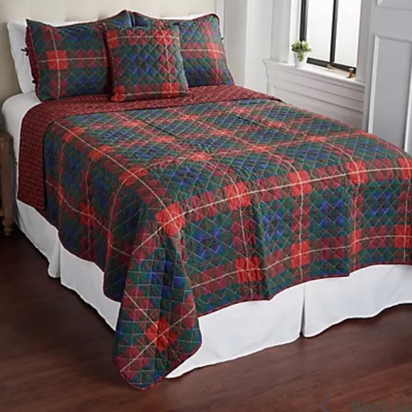 QVC | Accents | Qvc 4 Piece Quilt Set Retail 7 Navy Red | Poshmark
